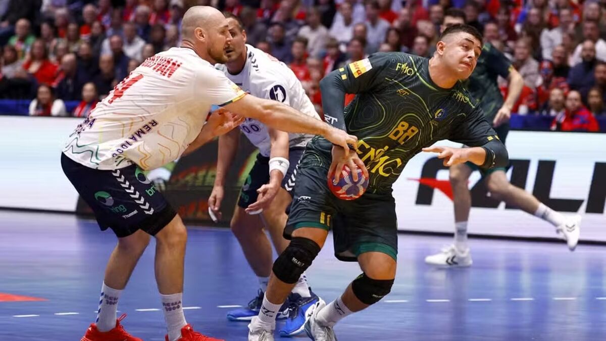 Conheça Acácio Filho, paraibano que disputa o Mundial de Handebol com o ...