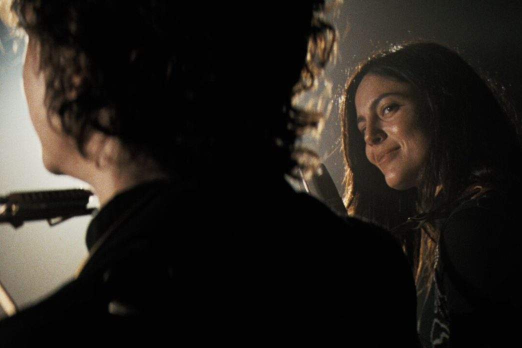 Um Completo Desconhecido chega ao streaming