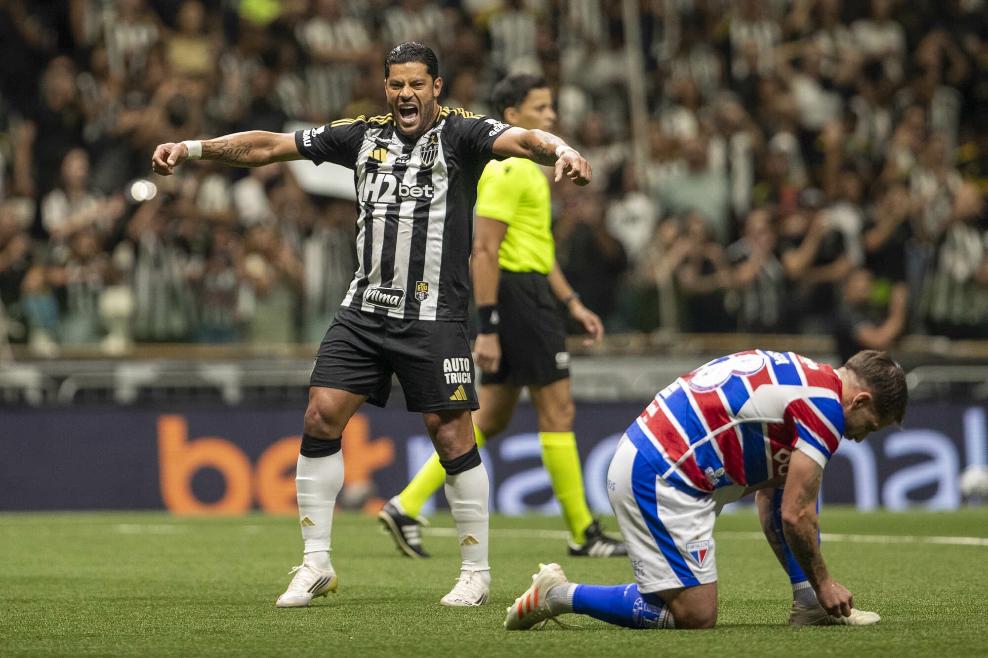 Hulk chega a 20 gols na temporada e supera desempenho de 2024 pelo ...