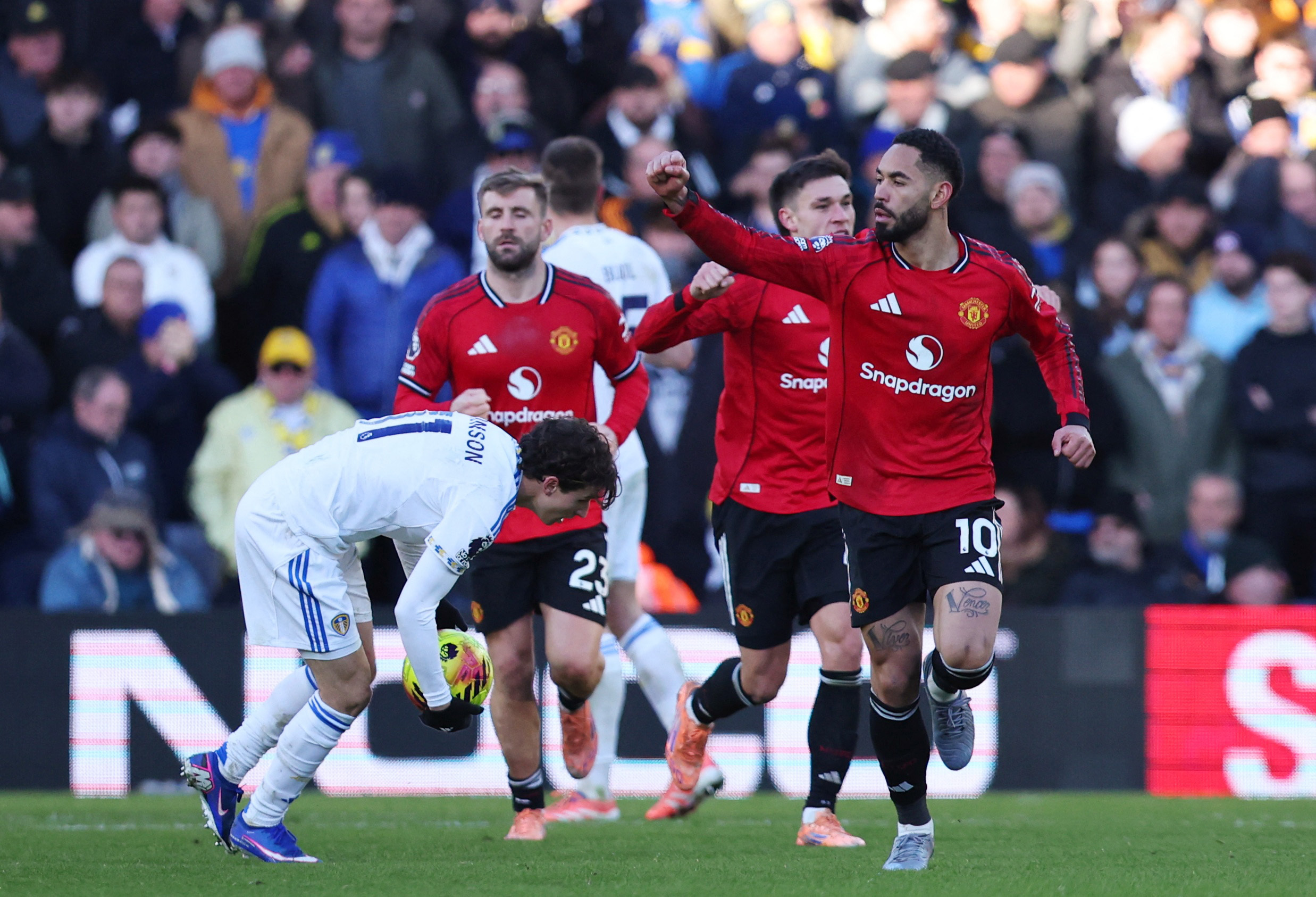 Matheus Cunha marca 4º gol pelo Manchester United e dá sequência à ...